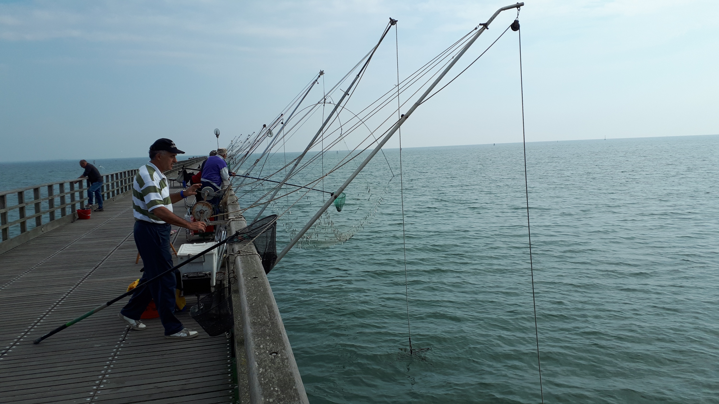 Pesca en el Lido di Volano (Ferrara, Italia). – Venezia e il Veneto